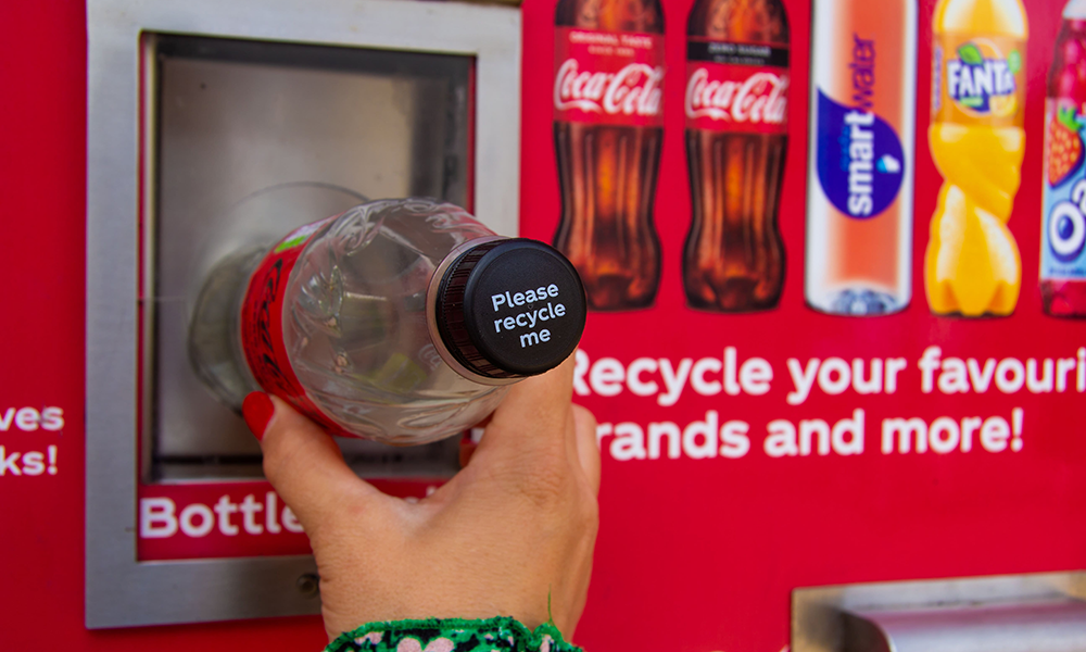 Coca-Cola encourages recycling at UK’s largest visitor attractions this ...